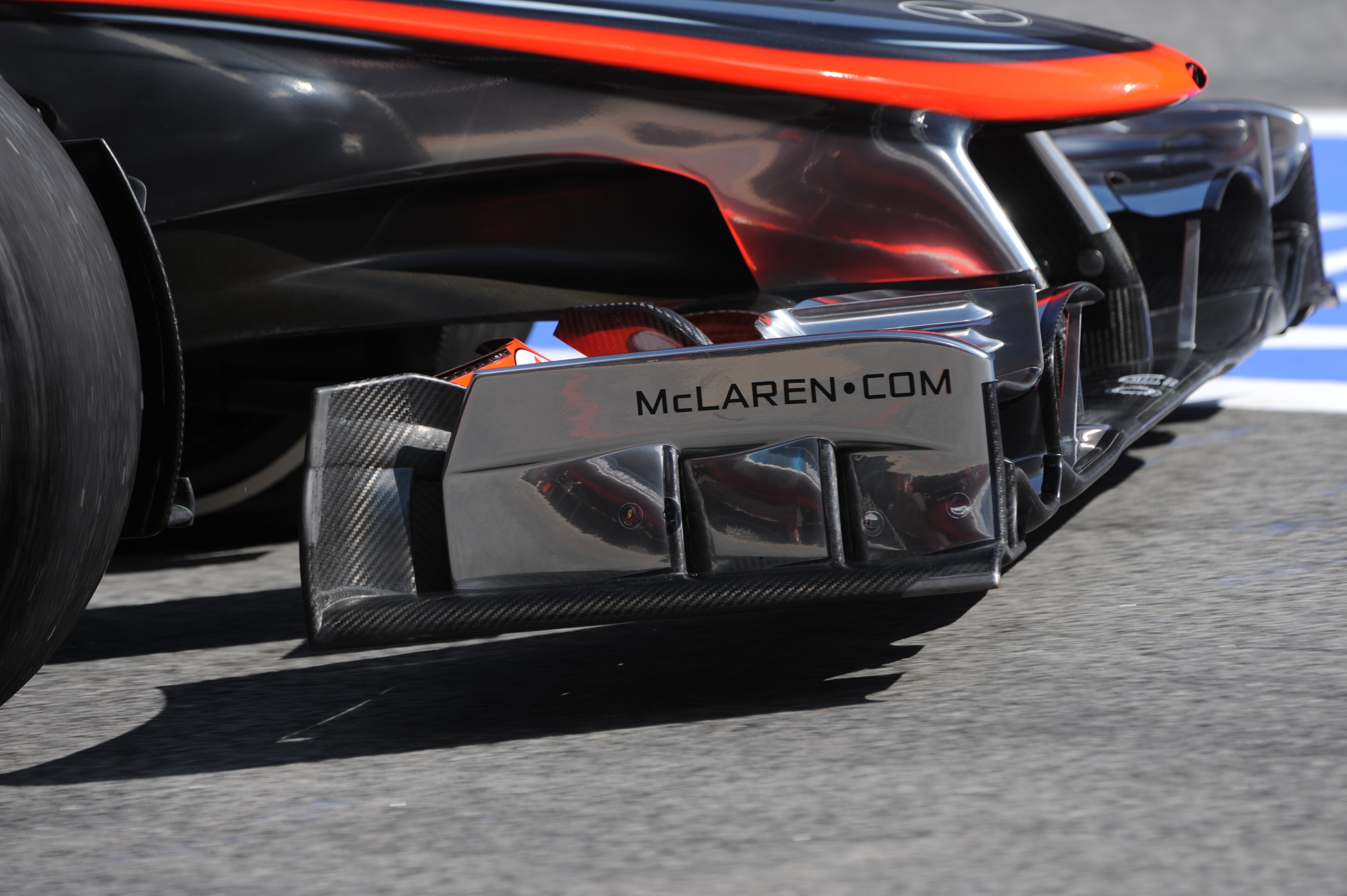 McLaren Front Wing Barcelona 2012 – Takker Gallery